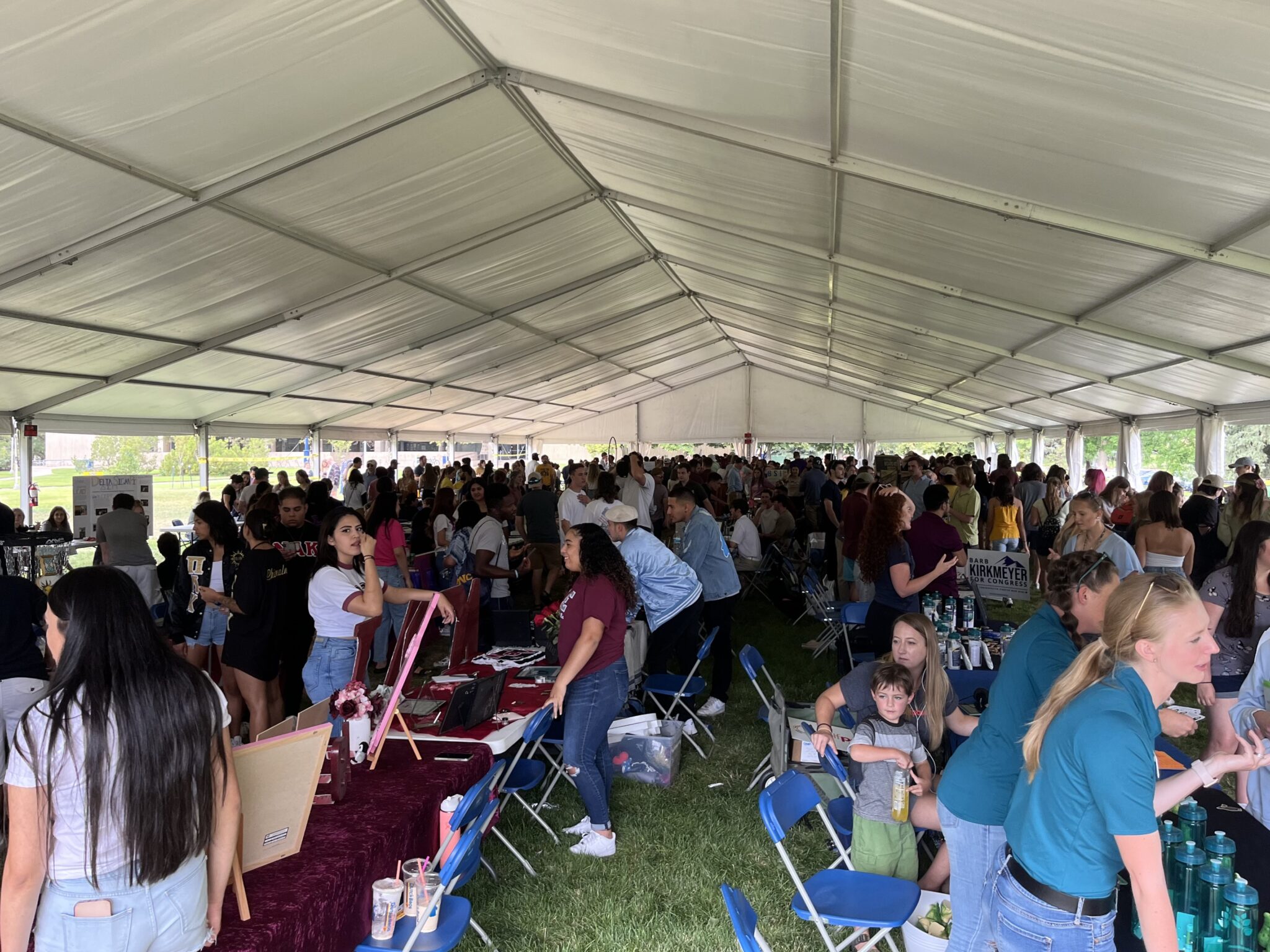 How to Plan a Successful Outdoor University Event